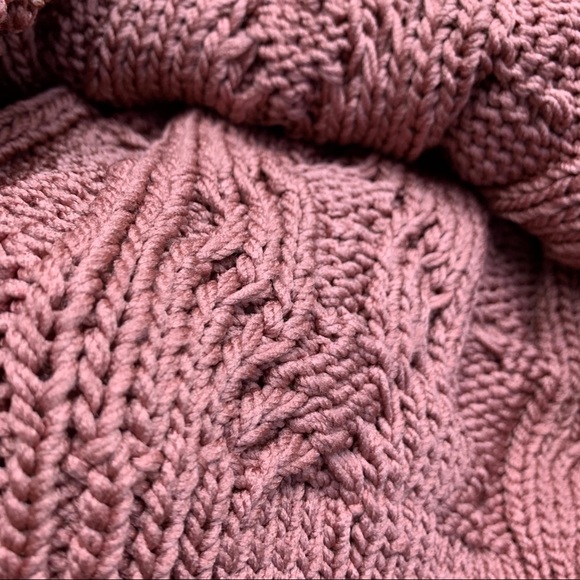 51Twenty | Sweaters | Rose Gold Metallic Chunky Knit Sweater | Poshmark